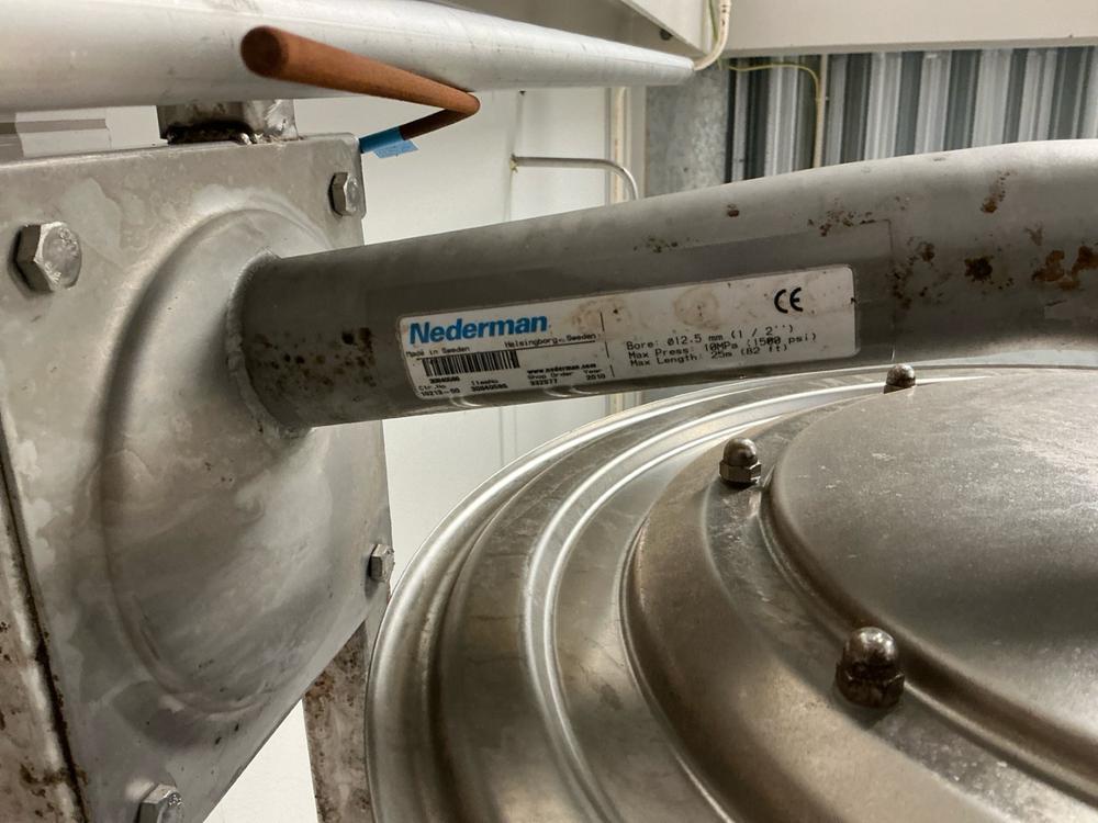 Body emergency shower | Dome Auctions