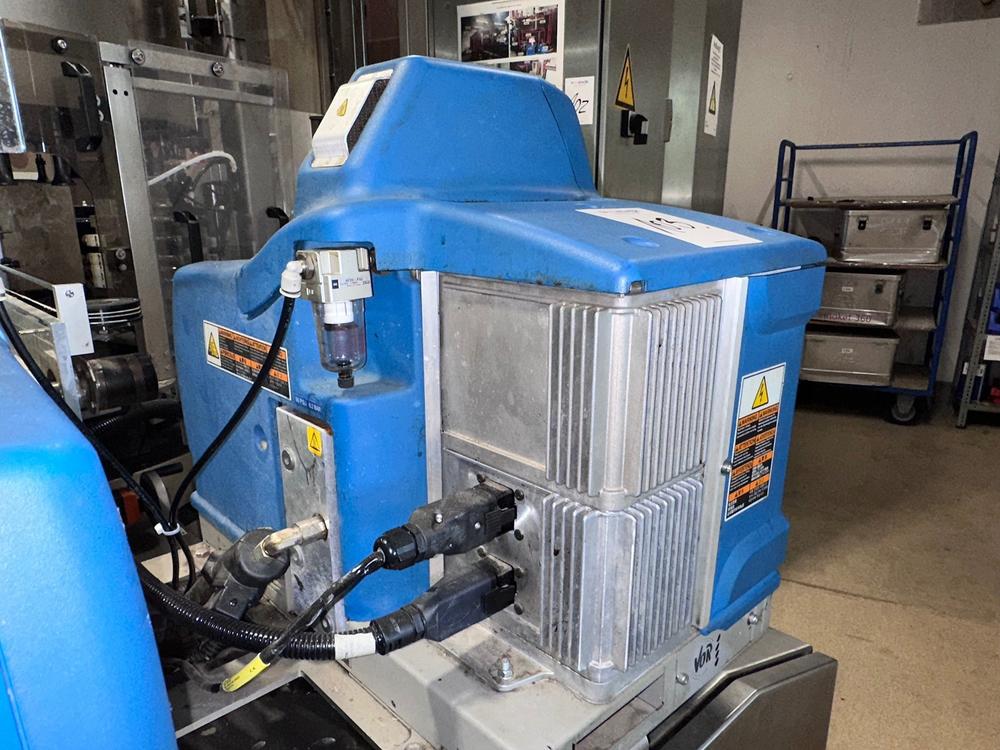 2006 Nordson ProBlue 7 Glueing machine | Dome Auctions