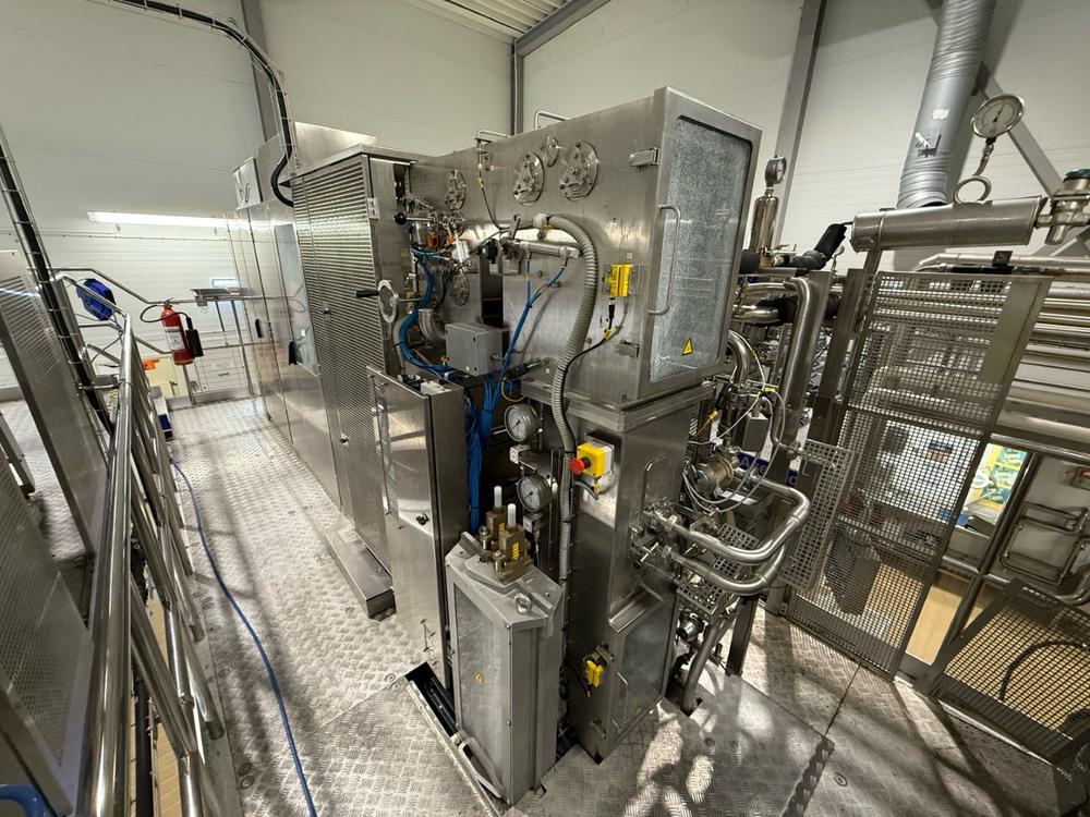 2010 Tetra Pak A3/Compact Flex aseptic filling machine | Dome Auctions