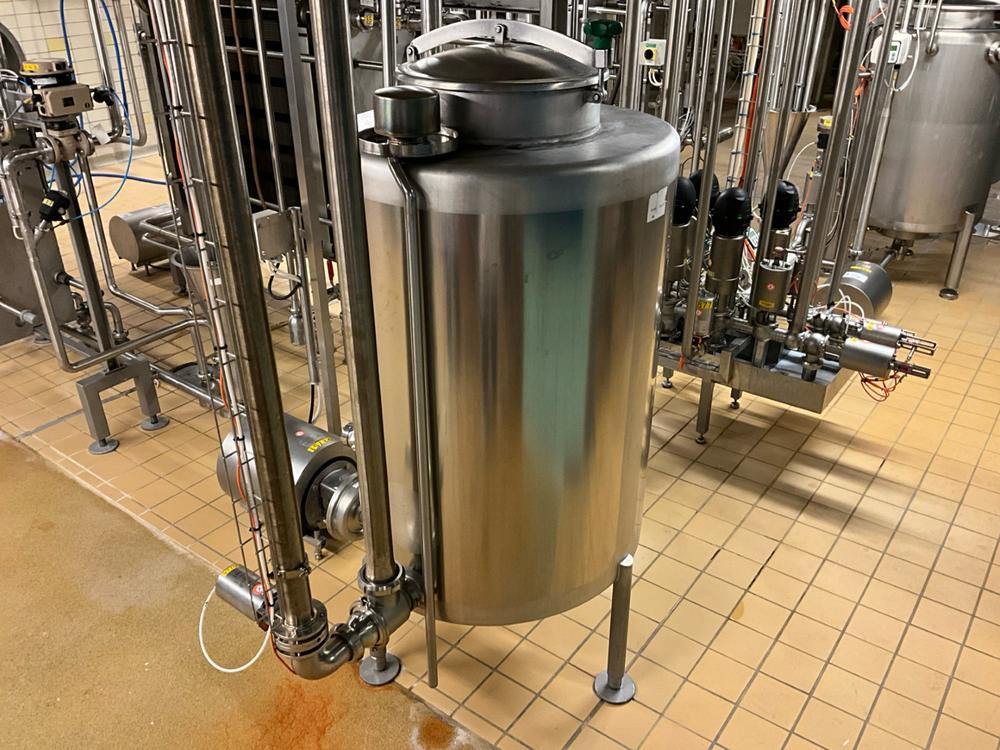 s/s Balancing tank | Dome Auctions