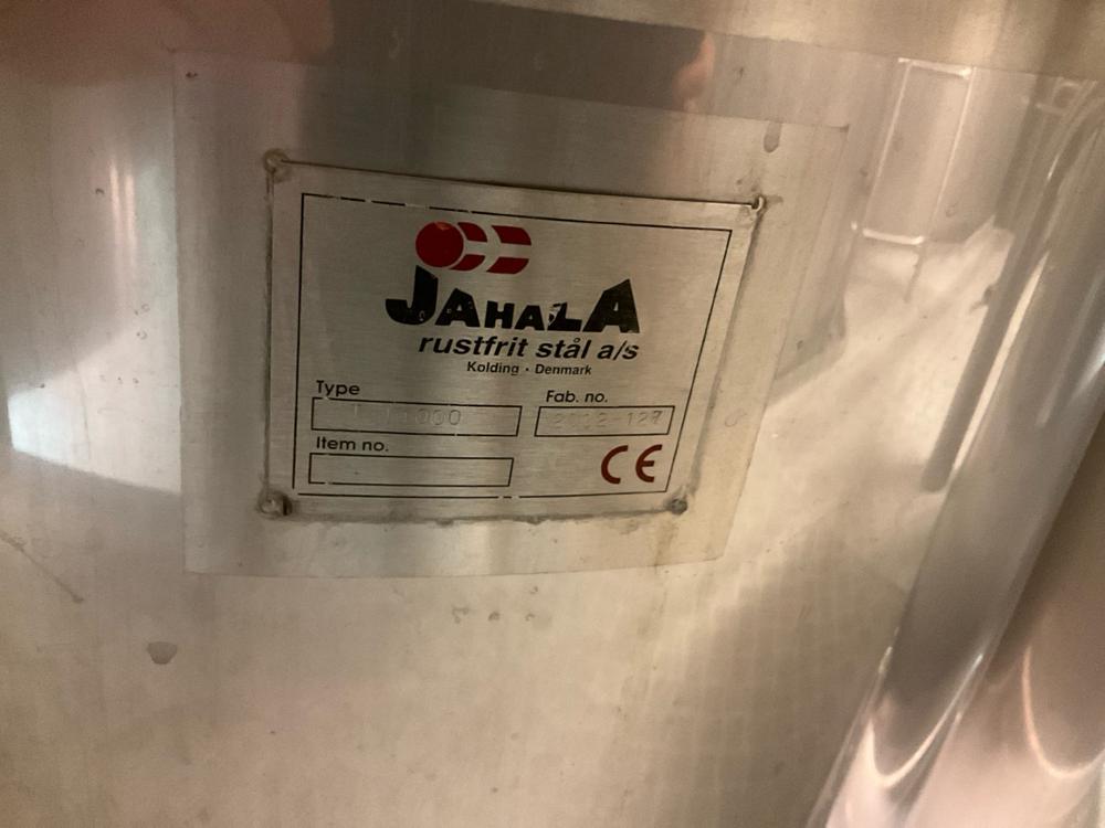 2002 Jahla TVI1000 s/s vertical storage tank 1.000L | Dome Auctions