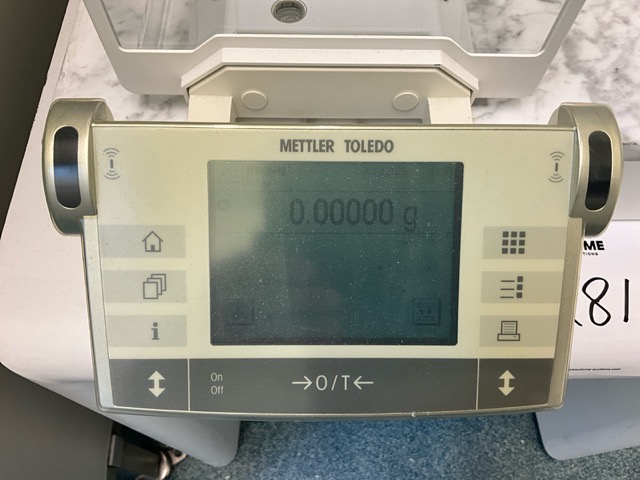 Mettler Toledo AX205 labortory scale | Dome Auctions