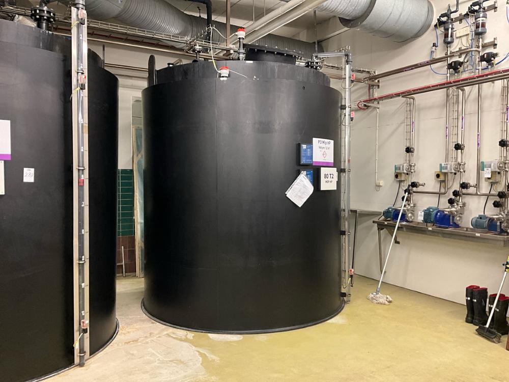 2008 Christen & Laudon plastic storage tank 12m3 | Dome Auctions