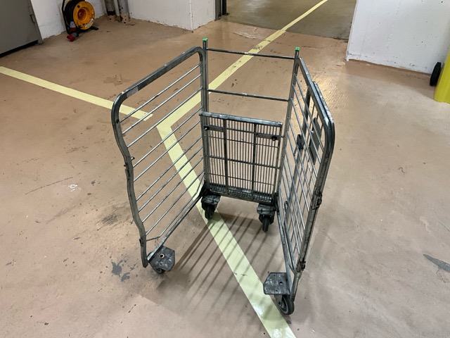 s/s trolley (110x) | Dome Auctions