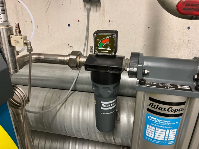 2012 Atlas copco QDT 95 air filter | Dome Auctions