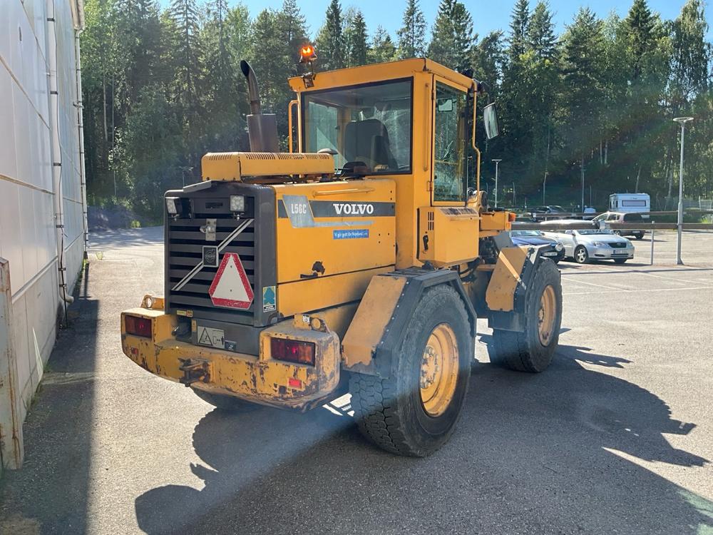 Volvo L50C wheel loader | Dome Auctions