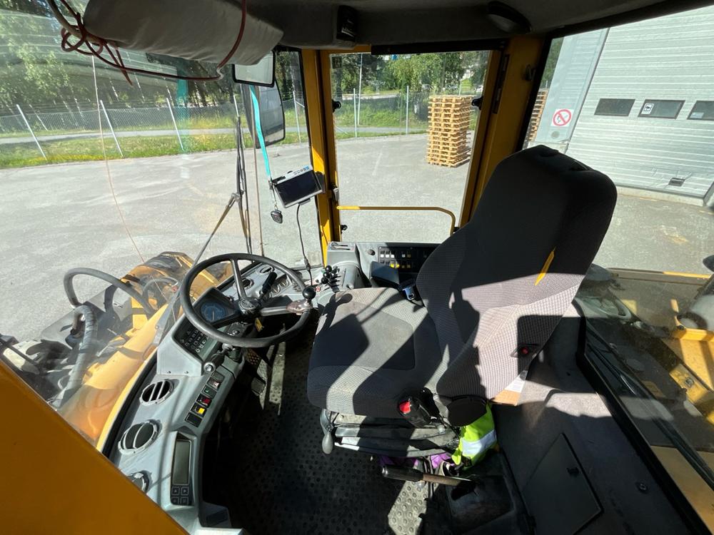 Volvo L50C wheel loader | Dome Auctions