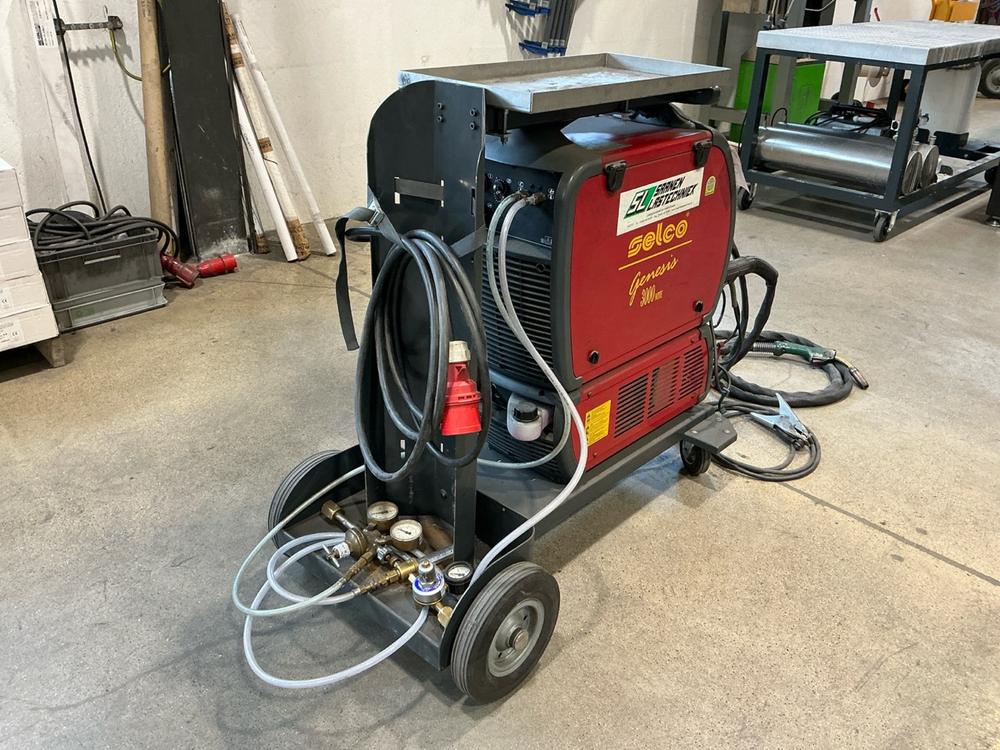 Selco Genesis 3000 MTE Welding machine | Dome Auctions