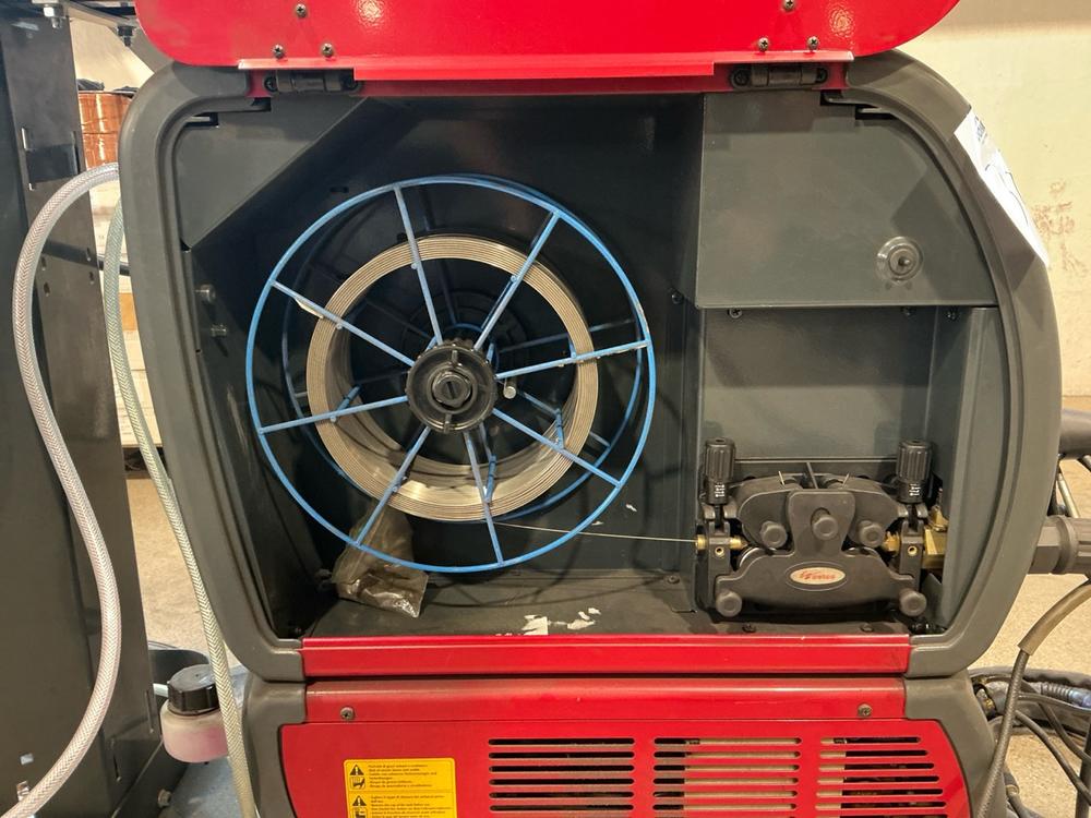 Selco Genesis 3000 MTE Welding machine | Dome Auctions